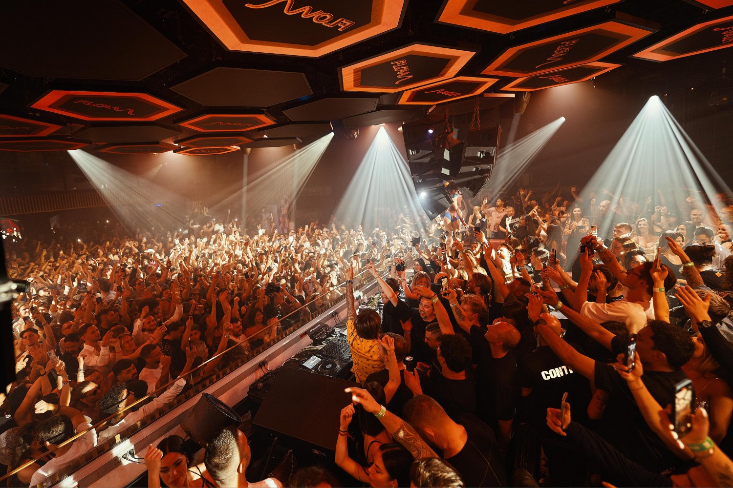 FLOW di Franky Rizardo torna al Pacha Ibiza per lo speciale del decimo ...